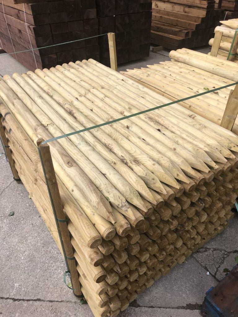 Round Posts Pointed – Massams Supplies Ltd